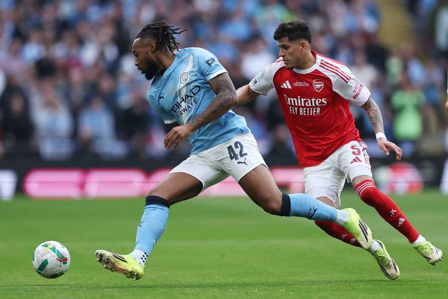 Man City's Antoine Semenyo aims sly dig at Arsenal star after EFL Cup ...