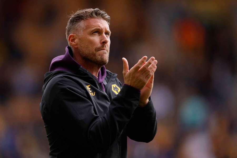 "He’s grown into a leader": Andre signs new contract at Wolves despite ...