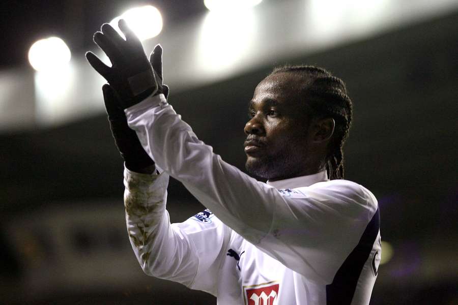 Ex-Premier League defender Chimbonda out of retirement at 44 ...